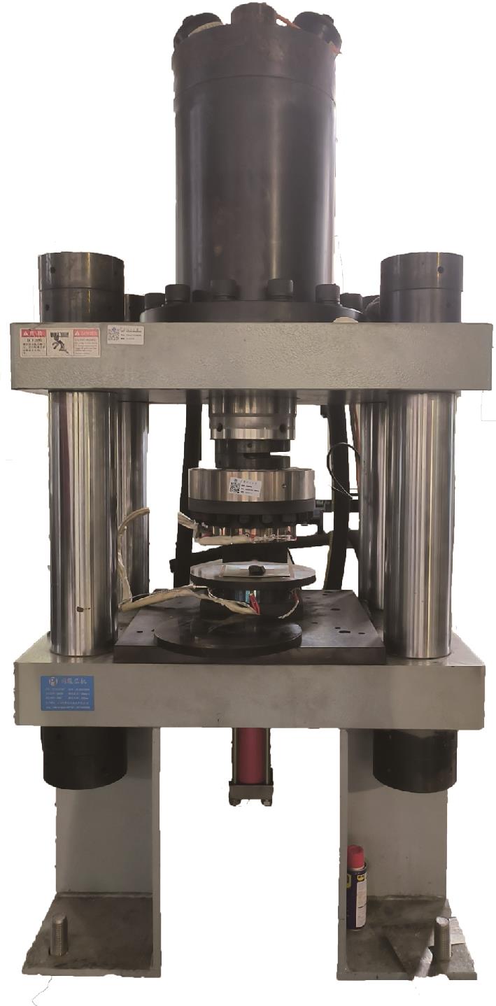 脉冲力场作用下天然橡胶硫化过程与性能强化研究